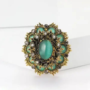 Green Baroque Retro Cat Eye Brooch Pin – Hooked on Pickin'